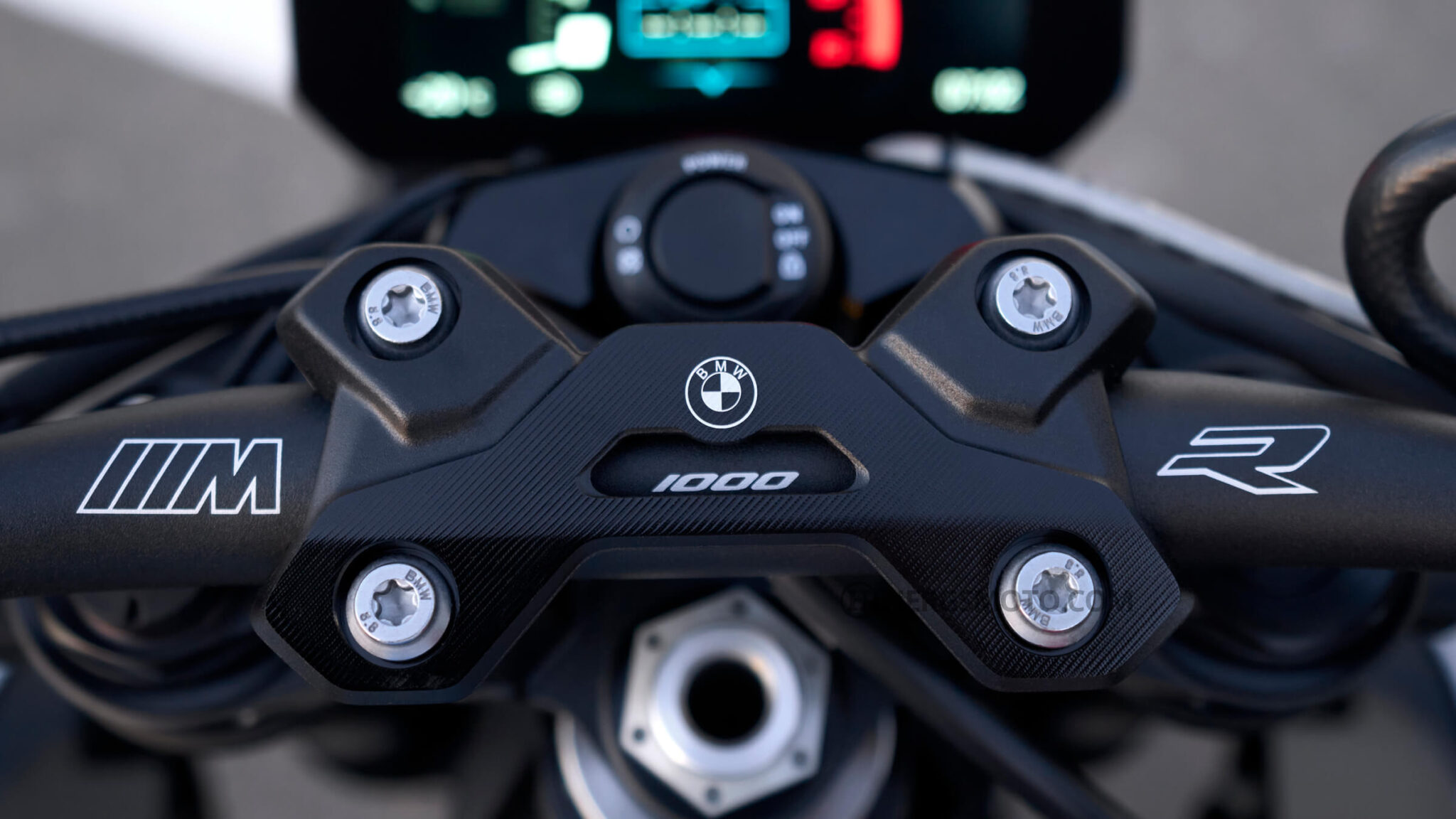 Meet the new BMW M R – BMW Motorrad News Reviews & Views